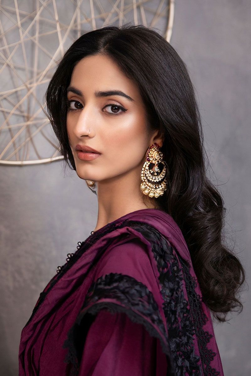 Arabella | Komal Nasir